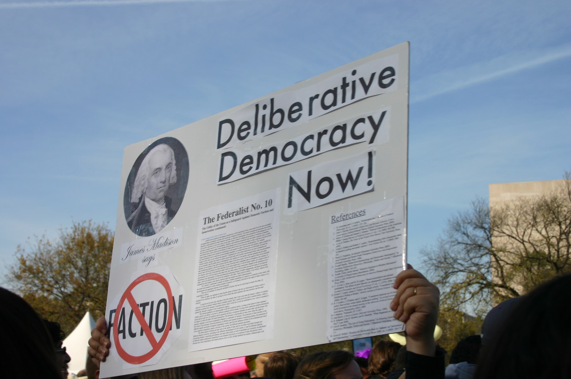 熟議民主主義は万能か？: Is deliberative democracy a panacea?